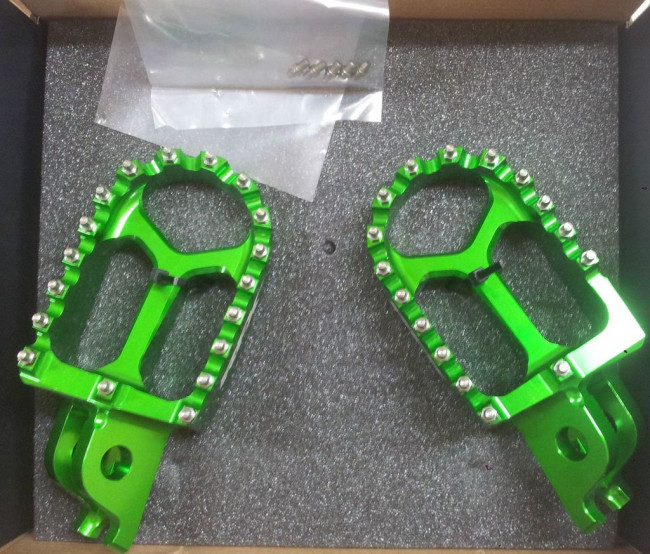 RFX Fußrasten Grün Kawasaki KX/KXF 125/250/450 2006-